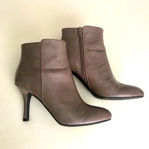 CL by Laundry | Shoes | Cl By Laundry Ankle Boots Taupe 7m | Poshmark